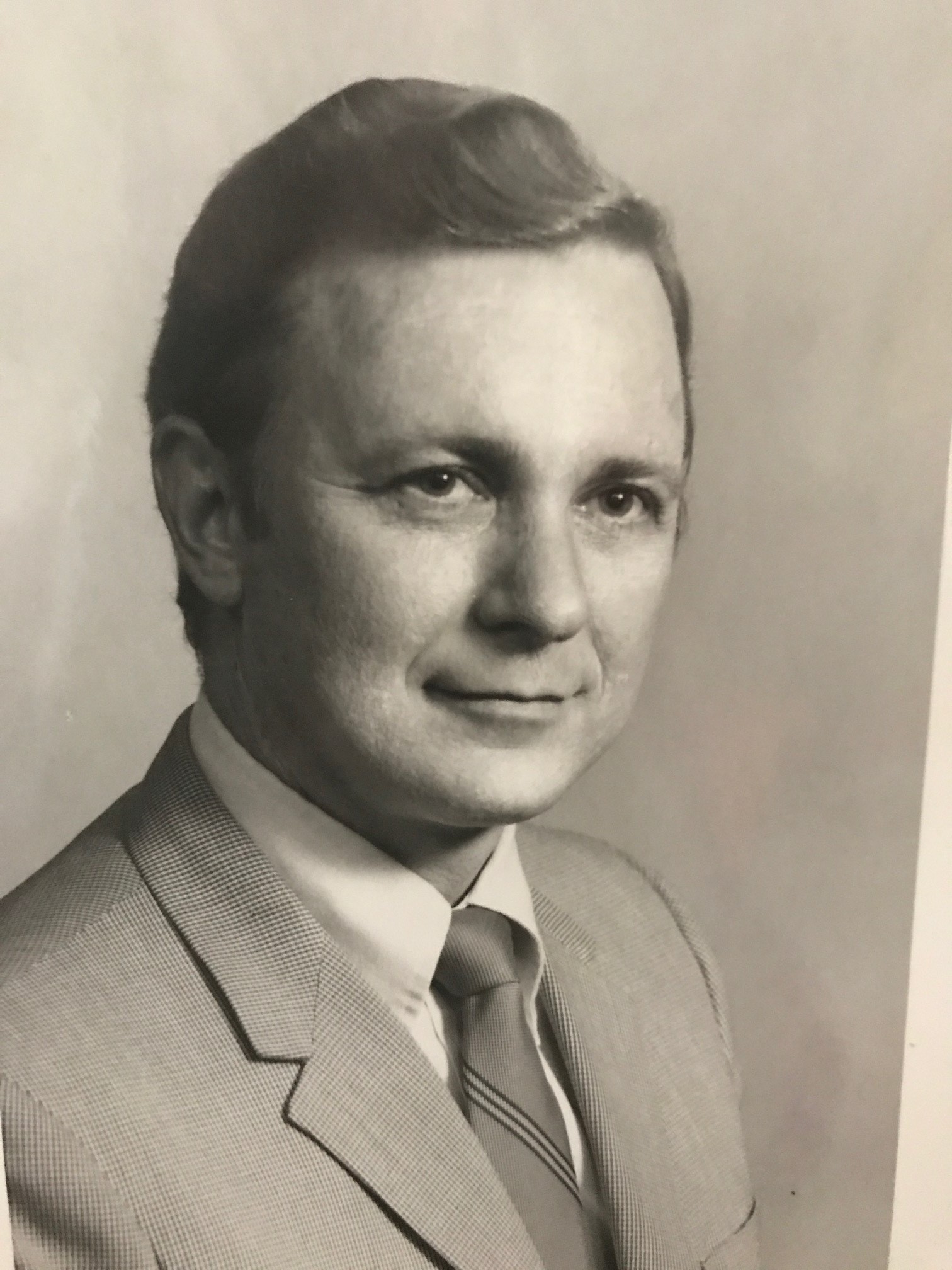 Arlan L. Miller Obituary | Lancaster, PA | Charles F. Snyder Funeral Home